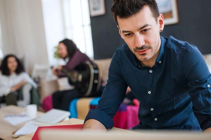 Wie is verzekerd in een familiale verzekering? - KBC Bank & Verzekering