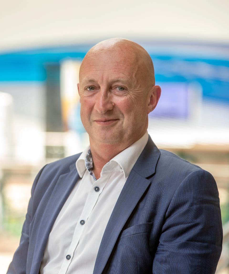 Securities services: contact the KBC Sales and Relationship Management ...